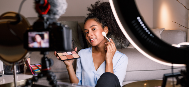 How to Become a Content Creator on TikTok in 2024